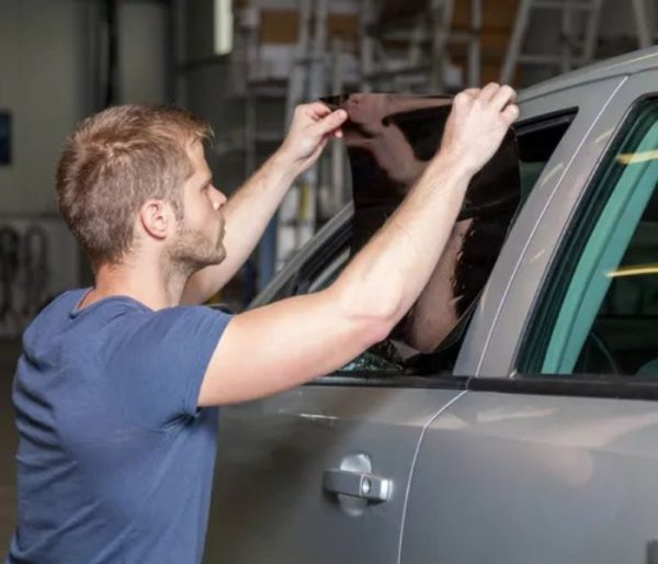 Passenger Side Rear Window Glass Replacement & Repair Dubai